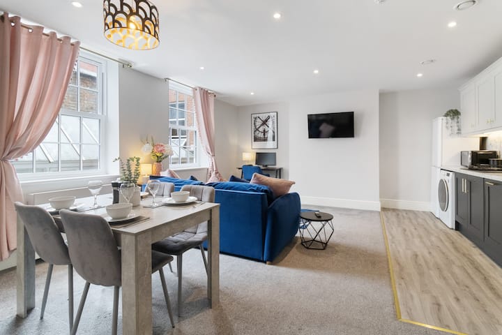 Whiskawaystays - Victoria House - Apartment 2 - Worcester