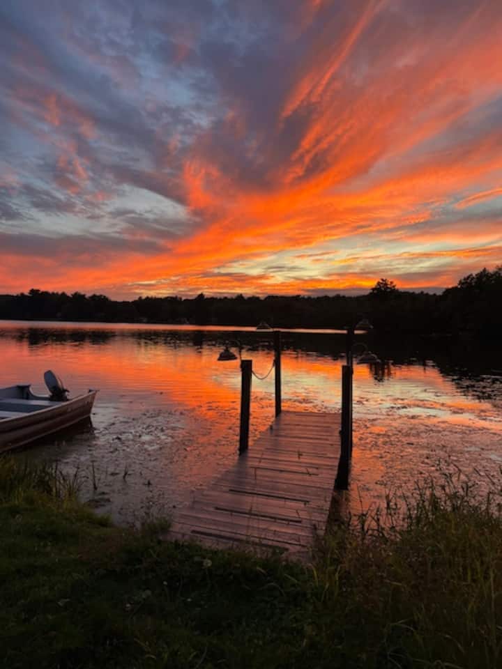 Hook, Wine And Sinker! - Nassau, NY
