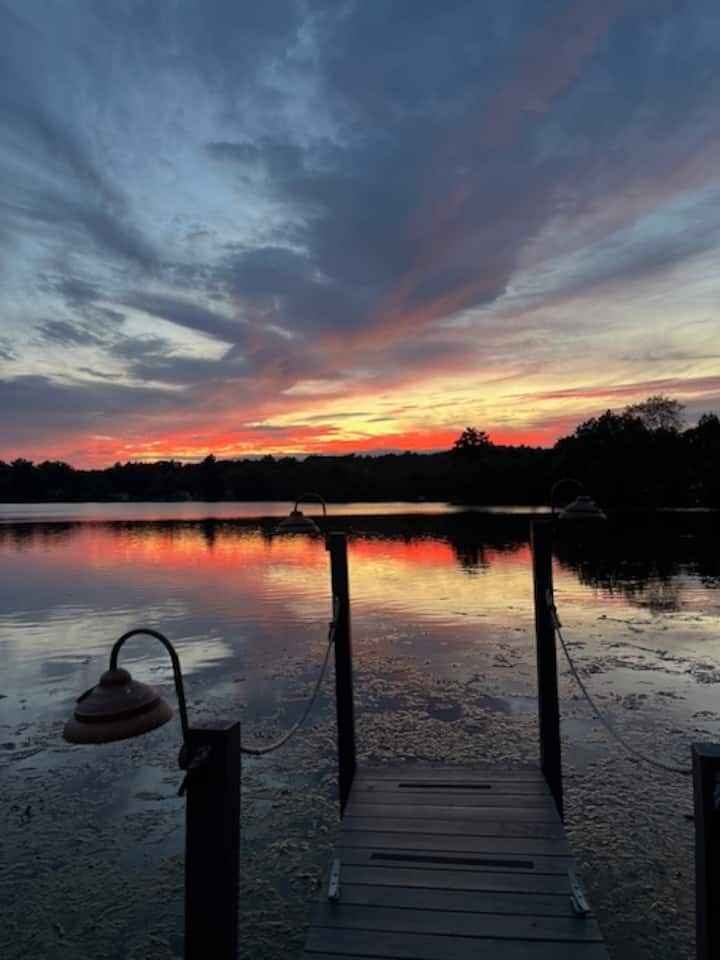 Hook, Wine And Sinker! - North Chatham, NY
