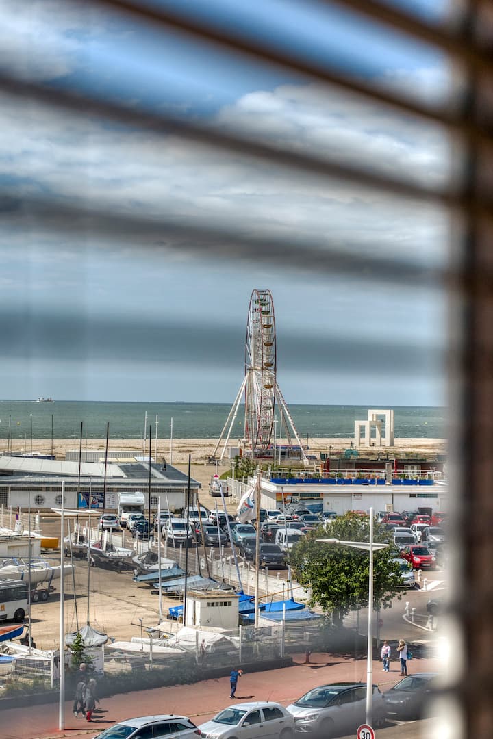Lumineux, Face à La Mer - Le Havre
