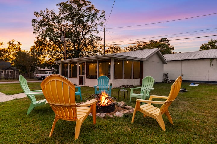 3 Mins To Dt | Pickleball | Hot Tub | Game Room - New Bern, NC