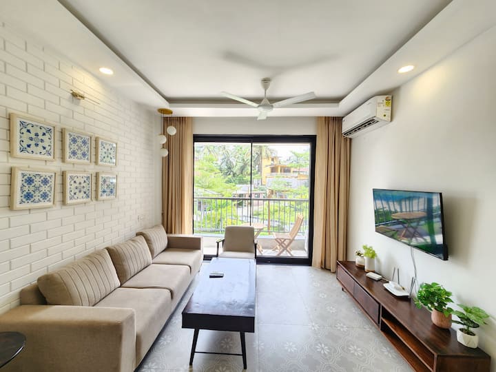 Chic 1bhk Serviced Apartment | Candolim B106 - Goa
