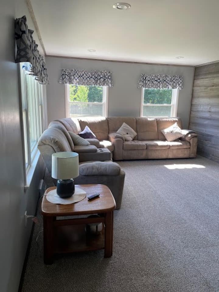 Snuggle Up Country Style - Sandy Lake, PA