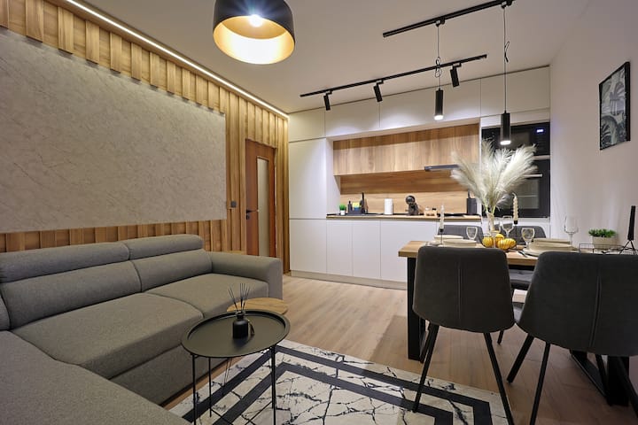 Nj Luxury Breeze - Varna