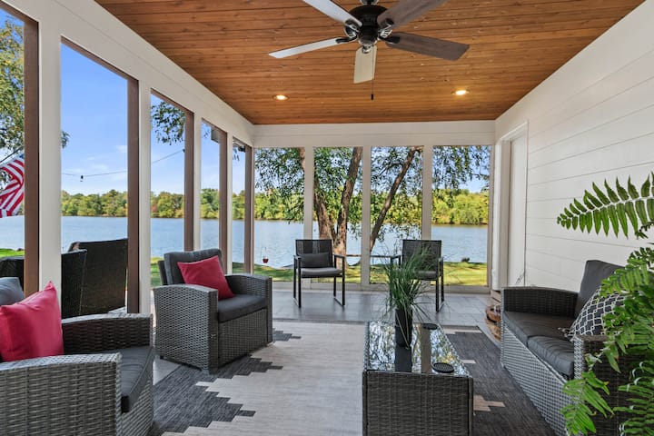 Rivertime: Modern Waterfront W/ Pier & Boat Slip - Stevens Point, WI