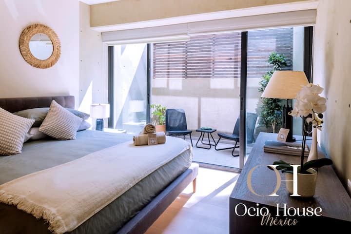 Junto A Embajada Usa Increíble! - Mexico City