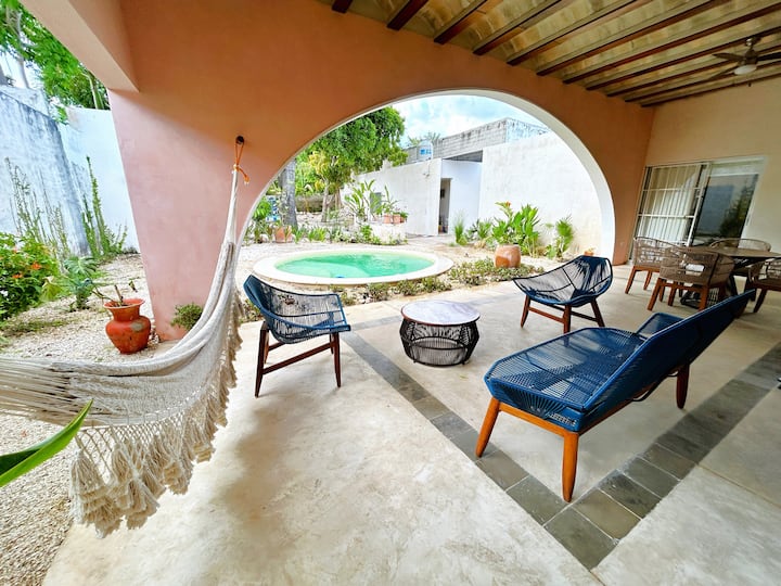 Casa Zapote-your Cool Sanctuary With Office Space - Merida