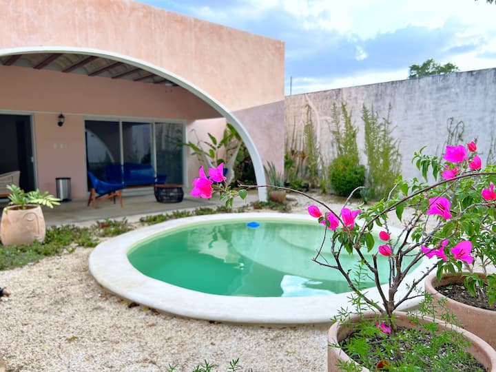 Casa Zapote-modern Colonial Home With Office Space - Yucatán