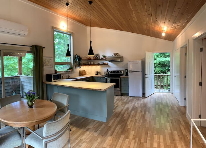 Maple Tree Guest House - Salt Spring Island