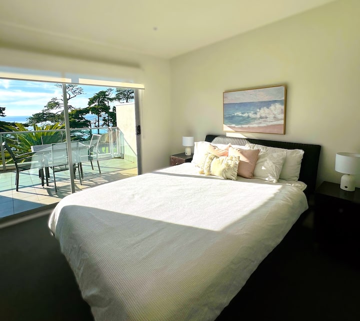 Kokomo Beachfront Couples Spa Suite -Wifi, Parking - Phillip Island