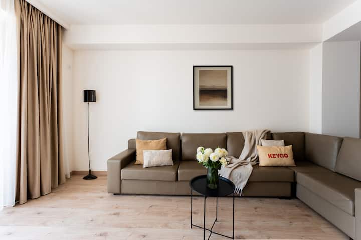Keygo #0093 Comfort And Coziness In The City - Erywań
