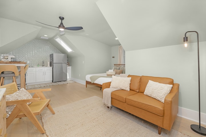 The Magnolia Guest House/greenway Retreat - Piper Glen Drive – Charlotte