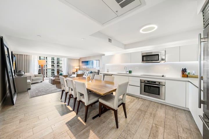 3b/3b Oceanview Private Condo At 1 Hotel & Homes - South Beach, FL