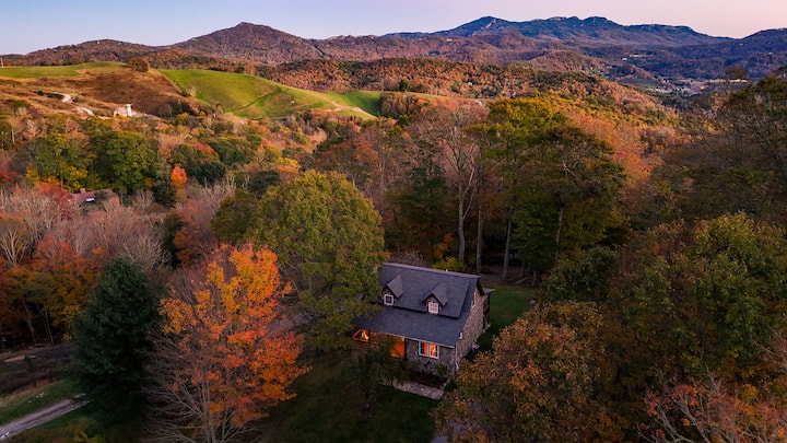 Lifes A Beech: Charming Cabin W/ Hot Tub + Game Rm - Banner Elk, NC