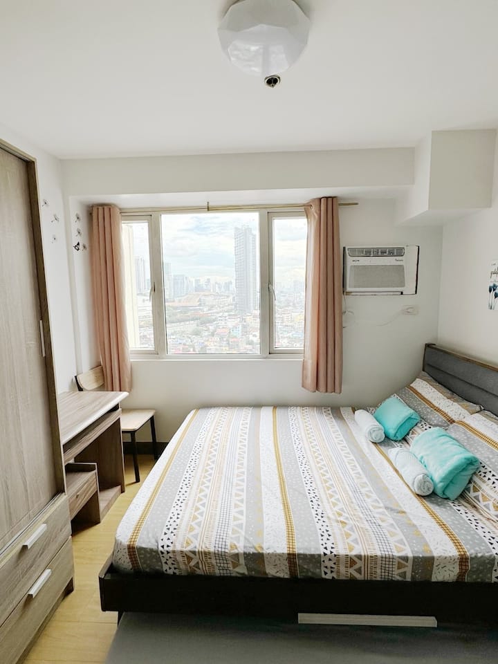 Fully Furnished 1br 200mbps Wifi @Ridgewood Towers - Taguig