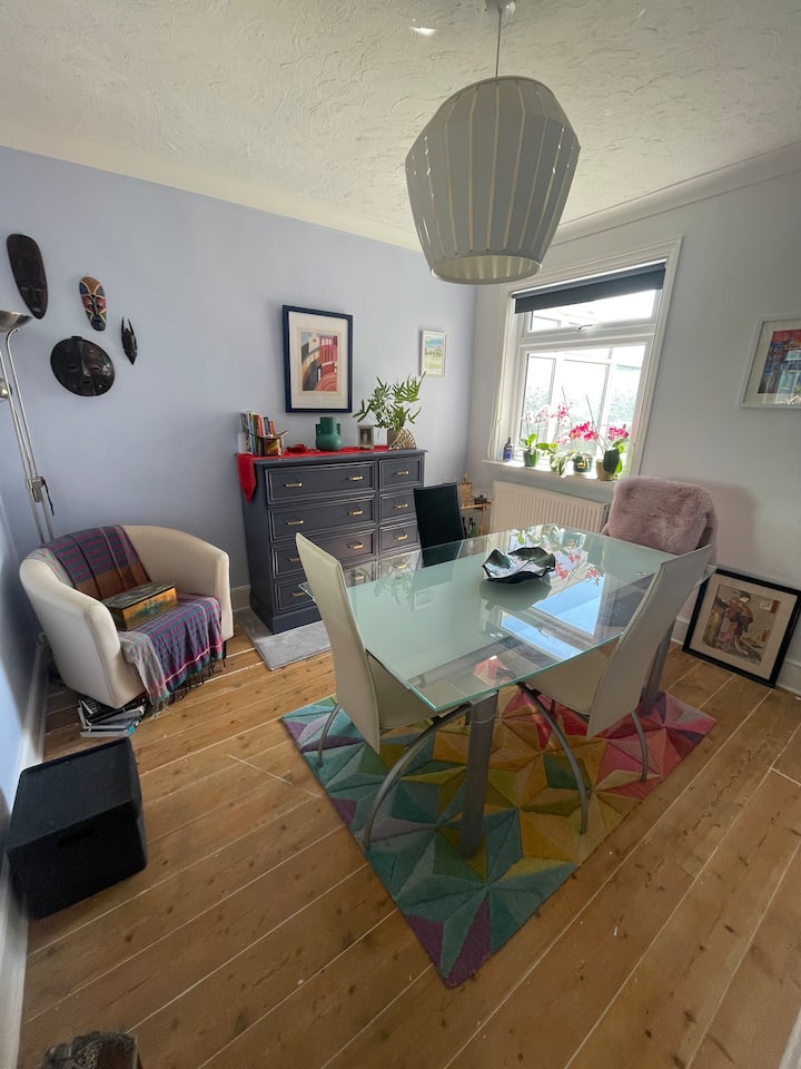 Beautiful Weymouth Room - Weymouth