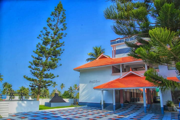 Ocean Queen Palace Hotel - Trivandrum