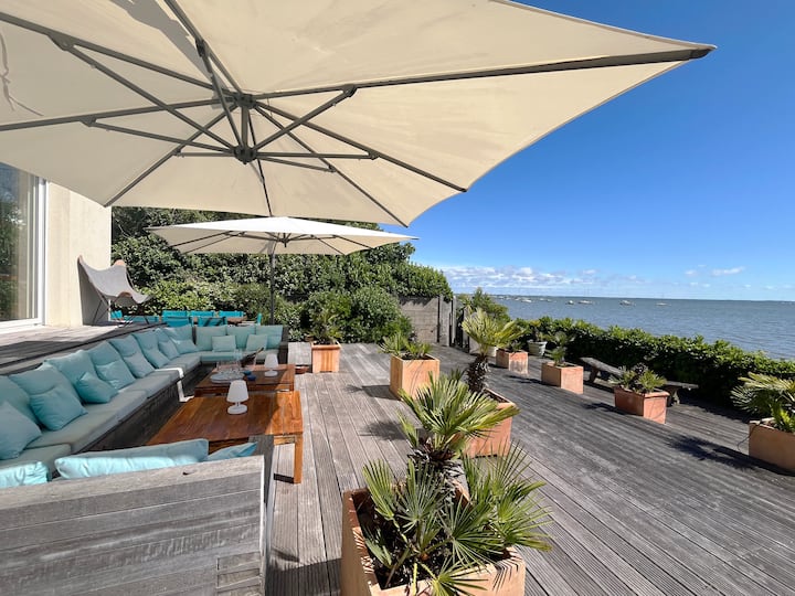 La Villa “Cissia”, Sur La Plage. - Lanton