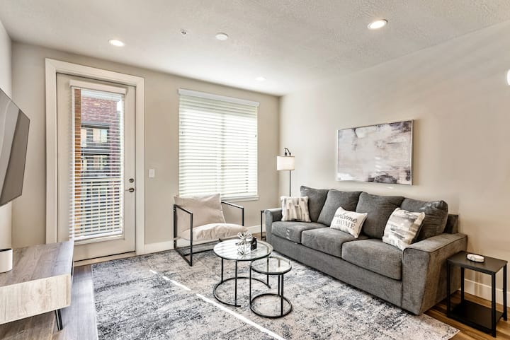 Luxury One Bedroom Apartment In Salt Lake City - Salt Lake City, UT
