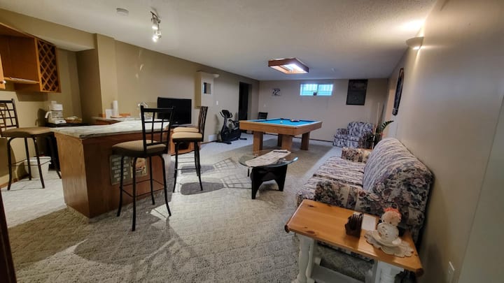 Entire Basement With Special Amenities - Edmonton