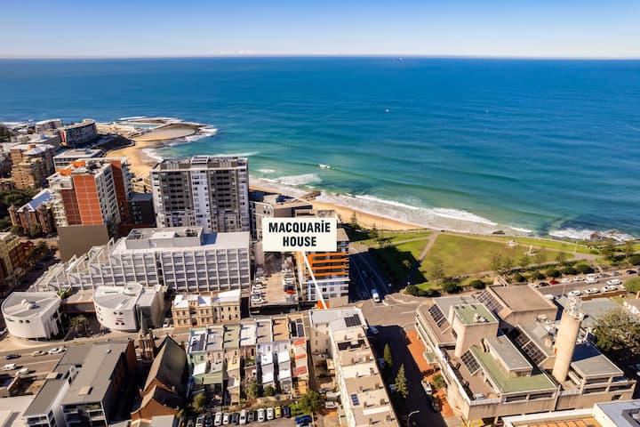 Macquarie House -Free Parking -Beachside -Luxury - Newcastle