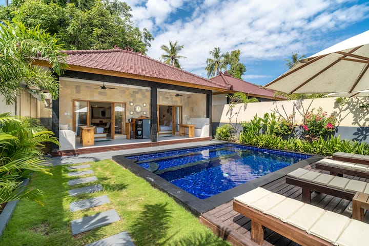 Private Two-bedroom Pool Villa - Gili Islands