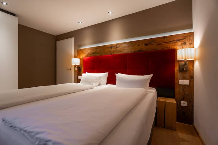 2 Schlafzimmer Und Saunabereich Mit Naturpool - Oberstaufen