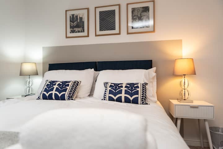 Newport*free Parking*contractors*long Stay Rates - Newport