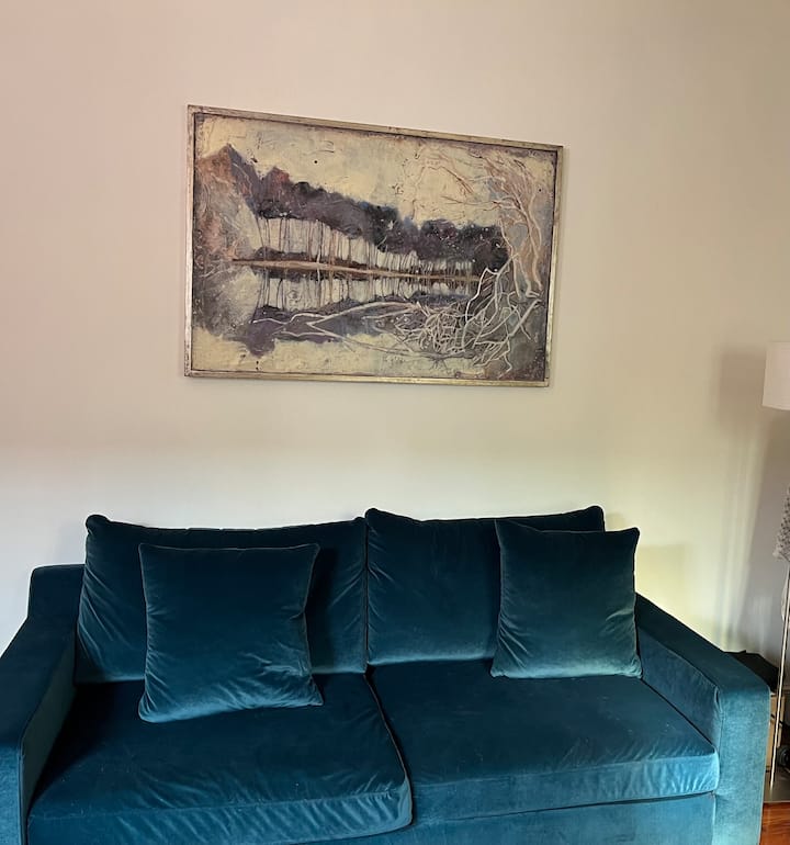 2 Bedroom Mid-city Shotgun With Parking + Yard - Metairie, LA