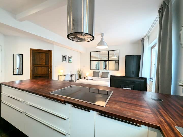 Spacious Studio With Big Terrace - Bruselas, Bélgica