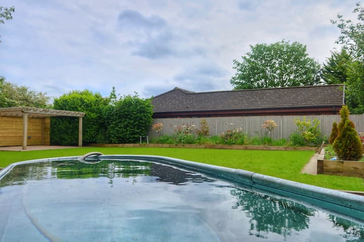 The Old Dairy Farmhouse - Ormskirk