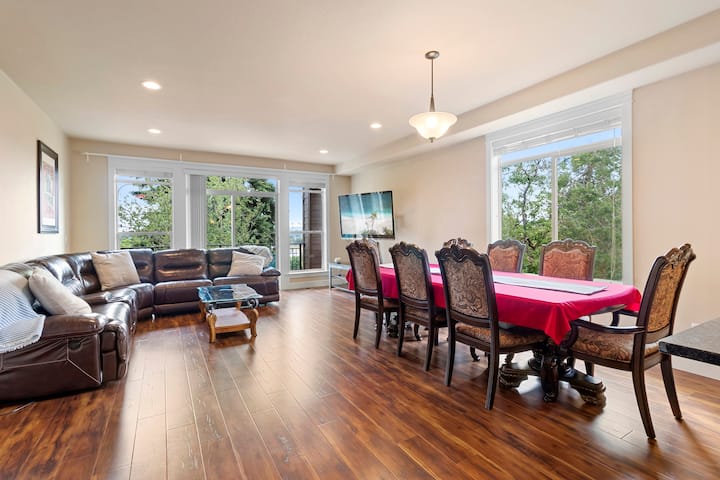Lovely Condo Near Downtown In The Couve’ - Vancouver, WA