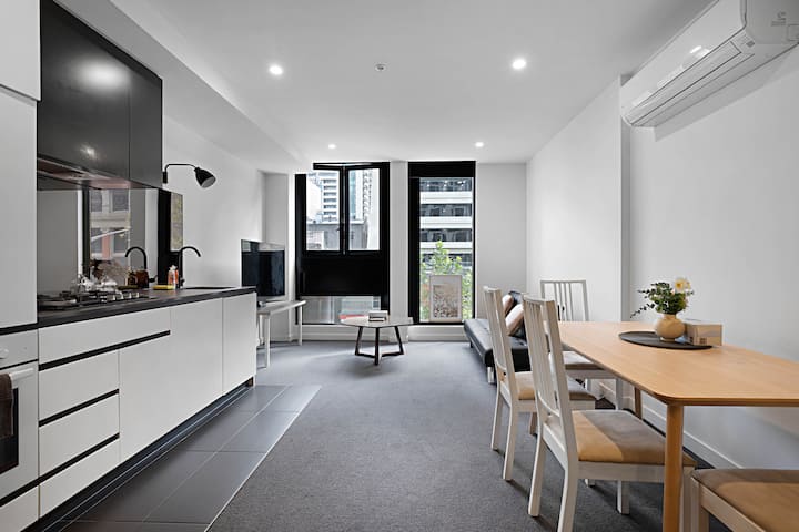 Stylish 2bdr In Central Cbd - Melbourne