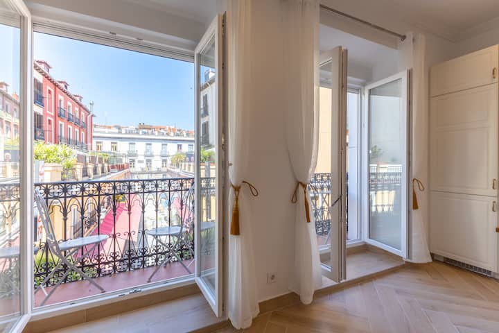 Balcones Sol Y Lujo A 50m De Sol - Madrid