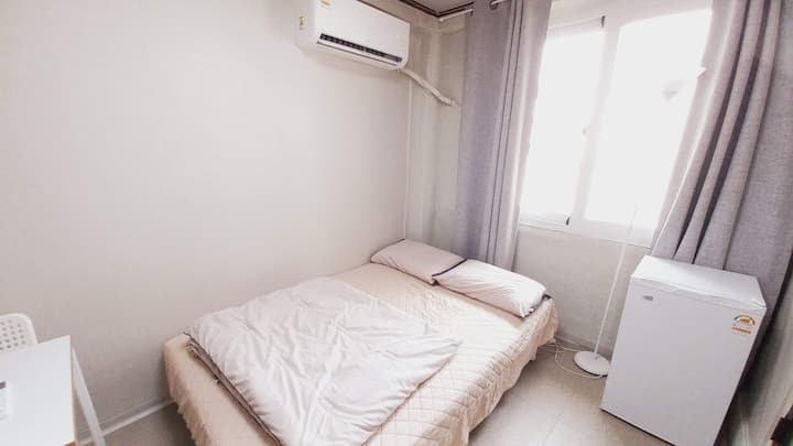 Bongcheon Stn. Snu Doublebed With Private Bathroom - Seúl