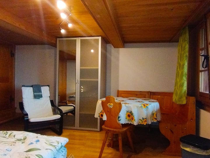 Doppelzimmer Mit Balkon Auf Hof - Thoune