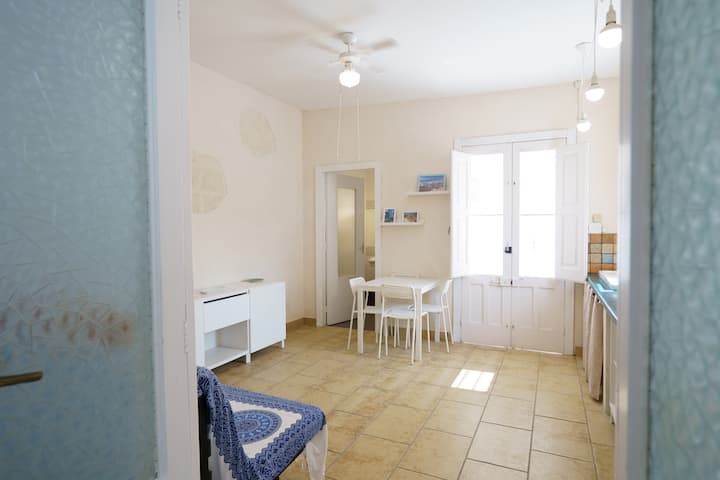 Spazio Accogliente Con Letto E Divano Letto - Avetrana