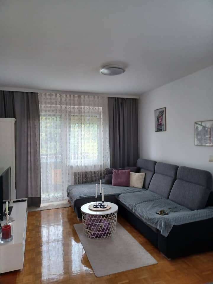 Wohnung Mit Gratis Garage U. Fahrrädern - Graz