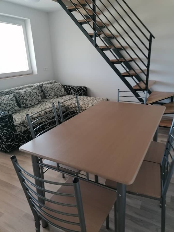 Emeleti Szobás Apartman Ház - Lenti