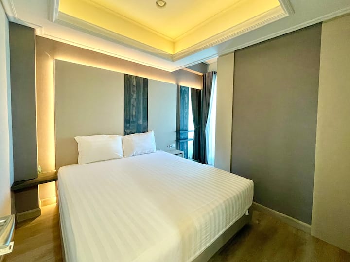 Stunning Staycation 2 Bedroom@pakuwon Mall - Surabaya