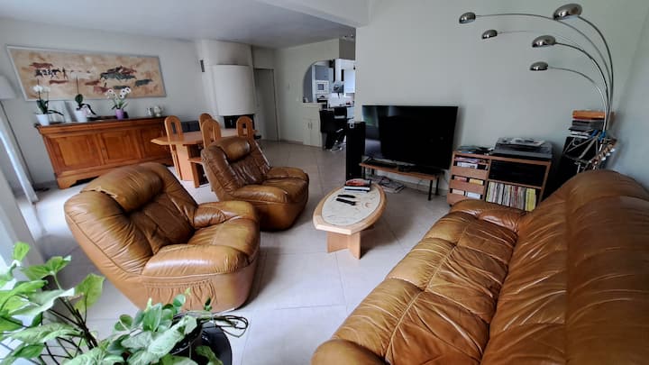 3 Chambres Dans Maison Tout Confort - Montigny-le-Bretonneux