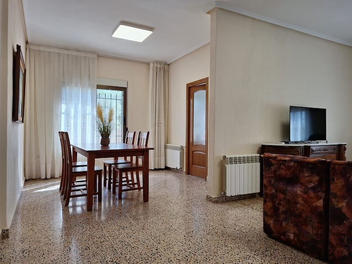 Chalet Con Piscina Cerca De Valencia Y La Montaña - Cheste