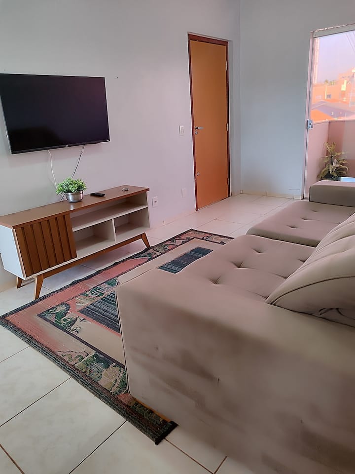 Apto Bem Localizado E Seguro - Rio Verde