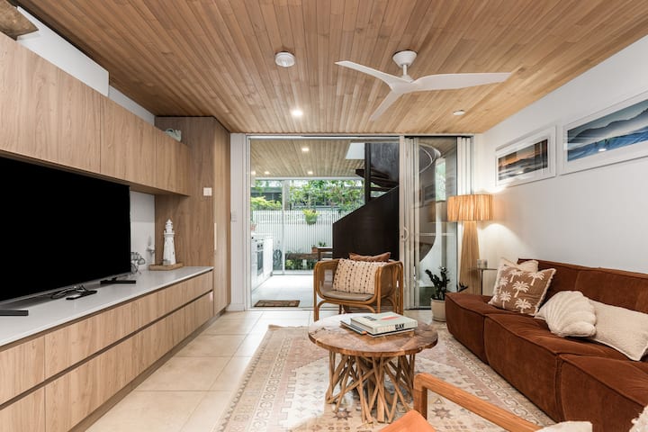 Belongil Beach Pad- Ultimate Beach Getaway - Byron Bay