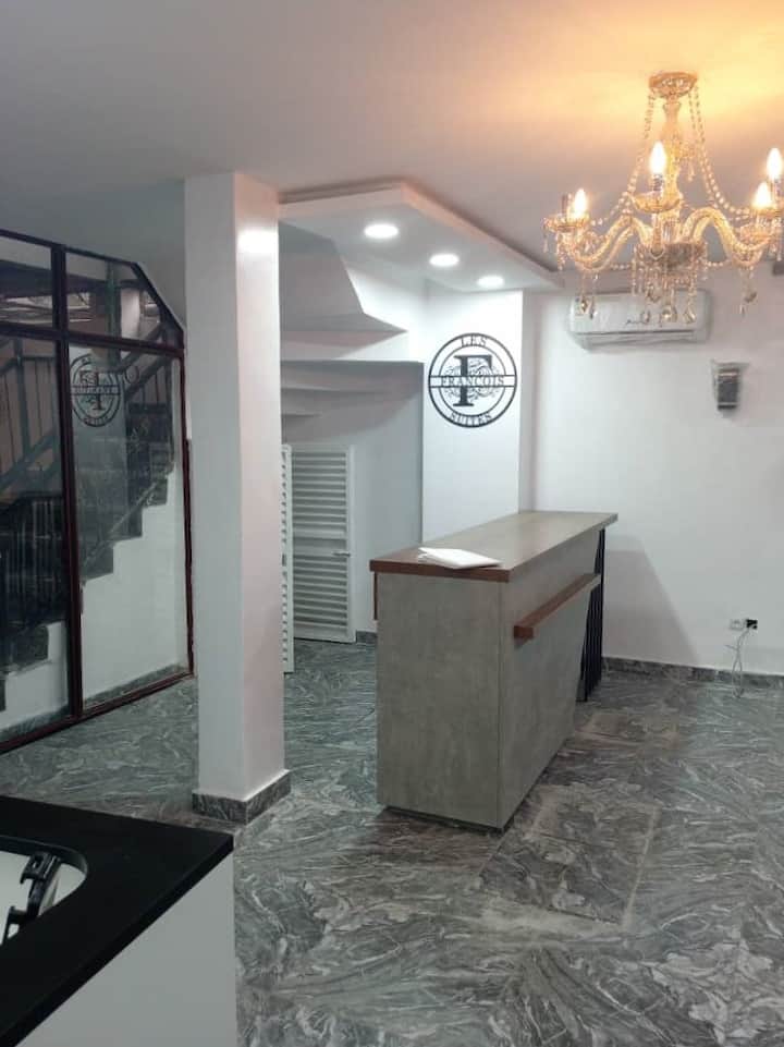 One Bedroom Suite With Balcony - Kinshasa