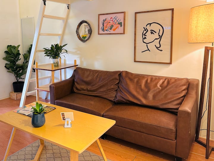 City Center | Spacious | 2 Beds | Fully Furnished - Ho-Chi-Minh-Stadt