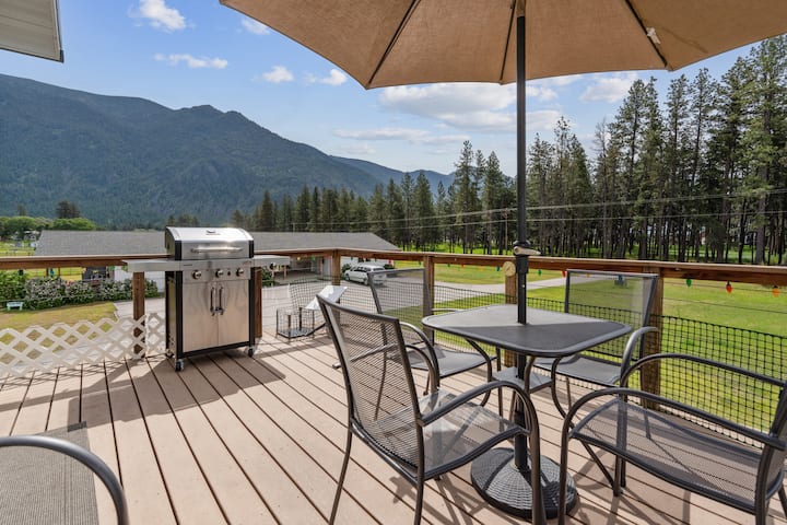 Gateway To Gnp - Private Balcony With Game Room! - Montana