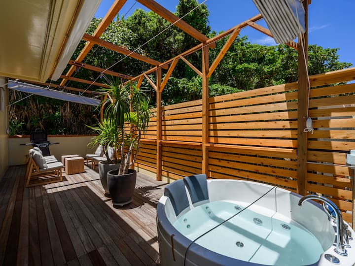 【戸建て貸切】テラスにBbqグリル完備/最大12名まで宿泊ok/オーシャンビュー・ジェットバス付き - Okinawa