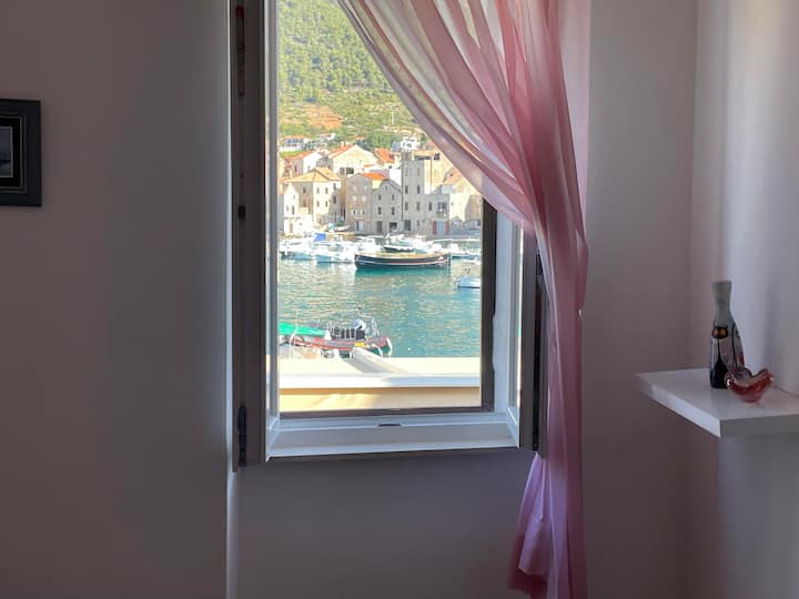 Nona’s House | Komiža Harbor View - Komiža