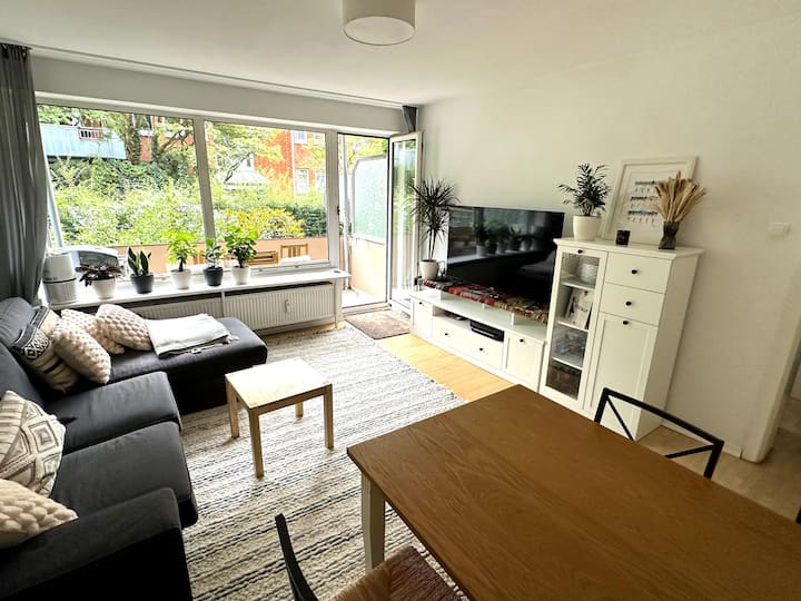 Zentrale 2-zi Wohnung Mit Balkon - Hamburg